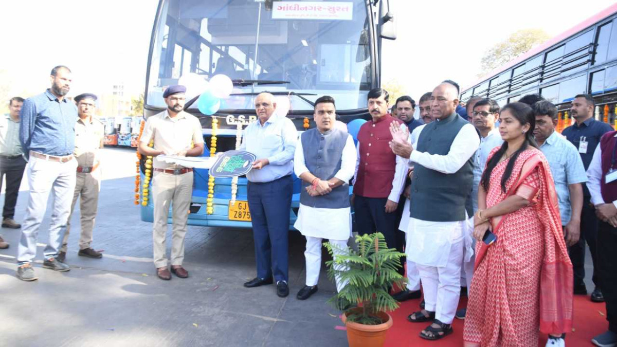 Gujarat State Inaugurates 151 New Buses and Automatic PA System ...