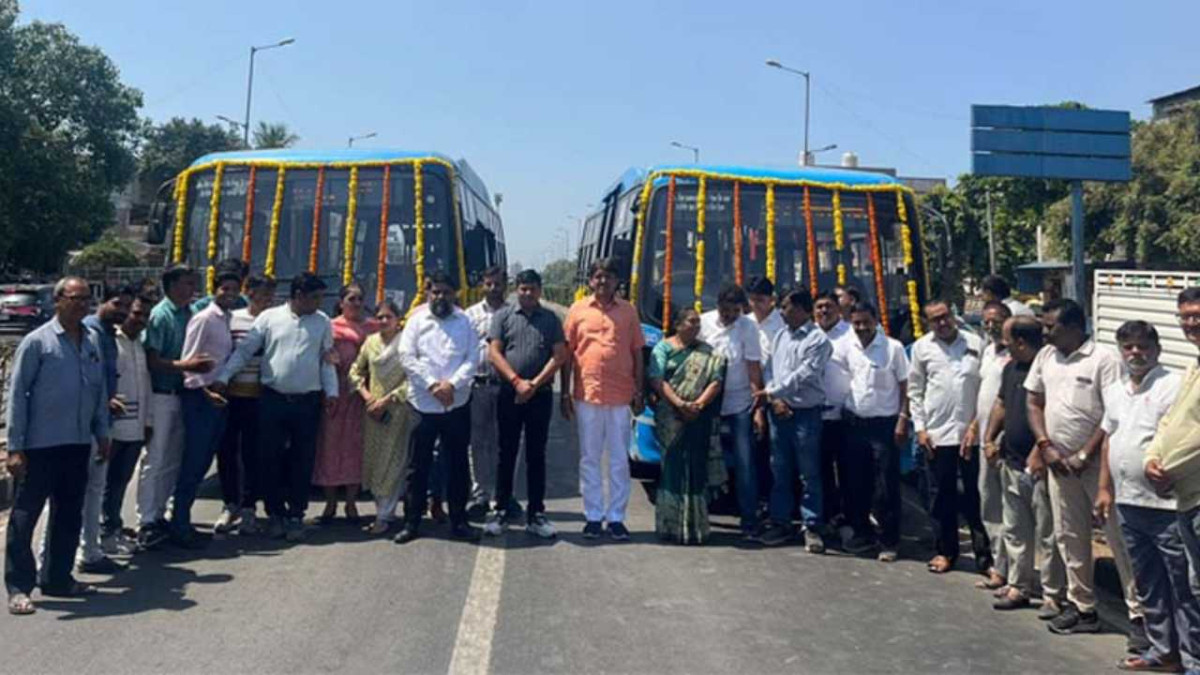 Surat Bolsters Public Transportation: New Bus Routes, E-Vehicles Added ...