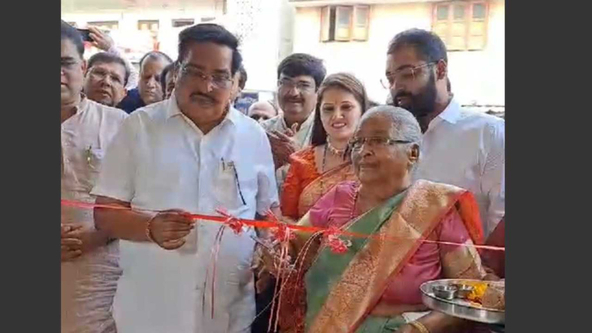 Surat : BJP State President C.R. Patil Inaugurates State-of-the-Art ...