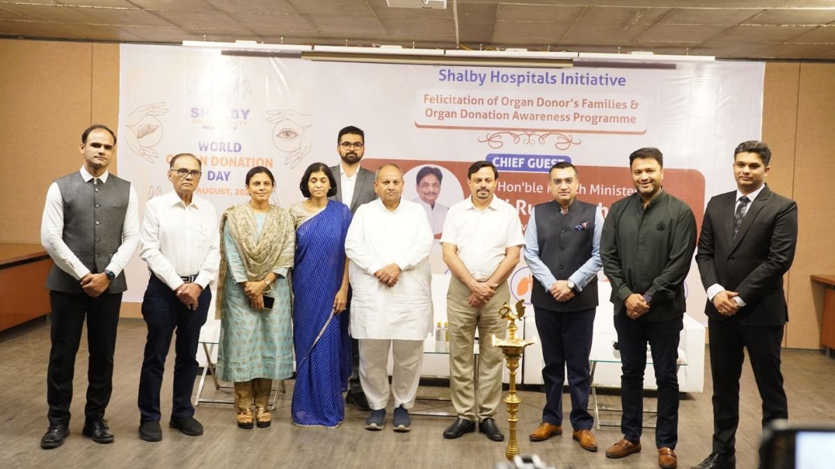 Shalby Hospitals felicitates organ donors and families on World Organ ...