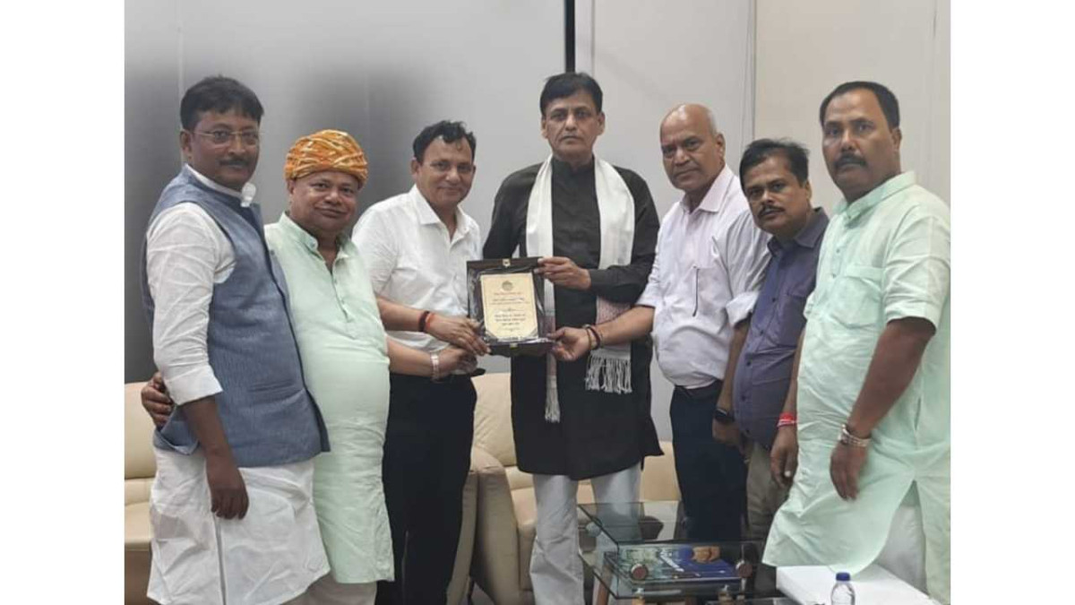 Surat Hosts Grand Celebration of Bihar Foundation Day Under 'Ek Bharat ...