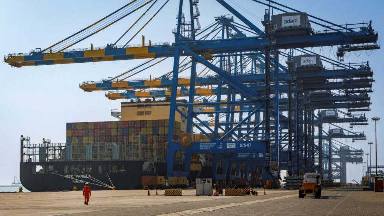 Adani Ports Mundra clocks 40 vessel movements in a day | Loktej ...