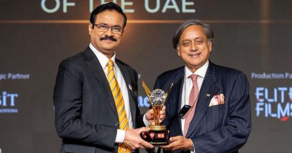 Masala King Dr. Dhananjay Datar Honored with Icon of Dubai Award ...