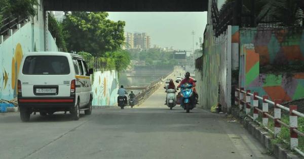 Surat Weir-cum-Causeway Reopened to Vehicular Traffic | Loktej Surat ...